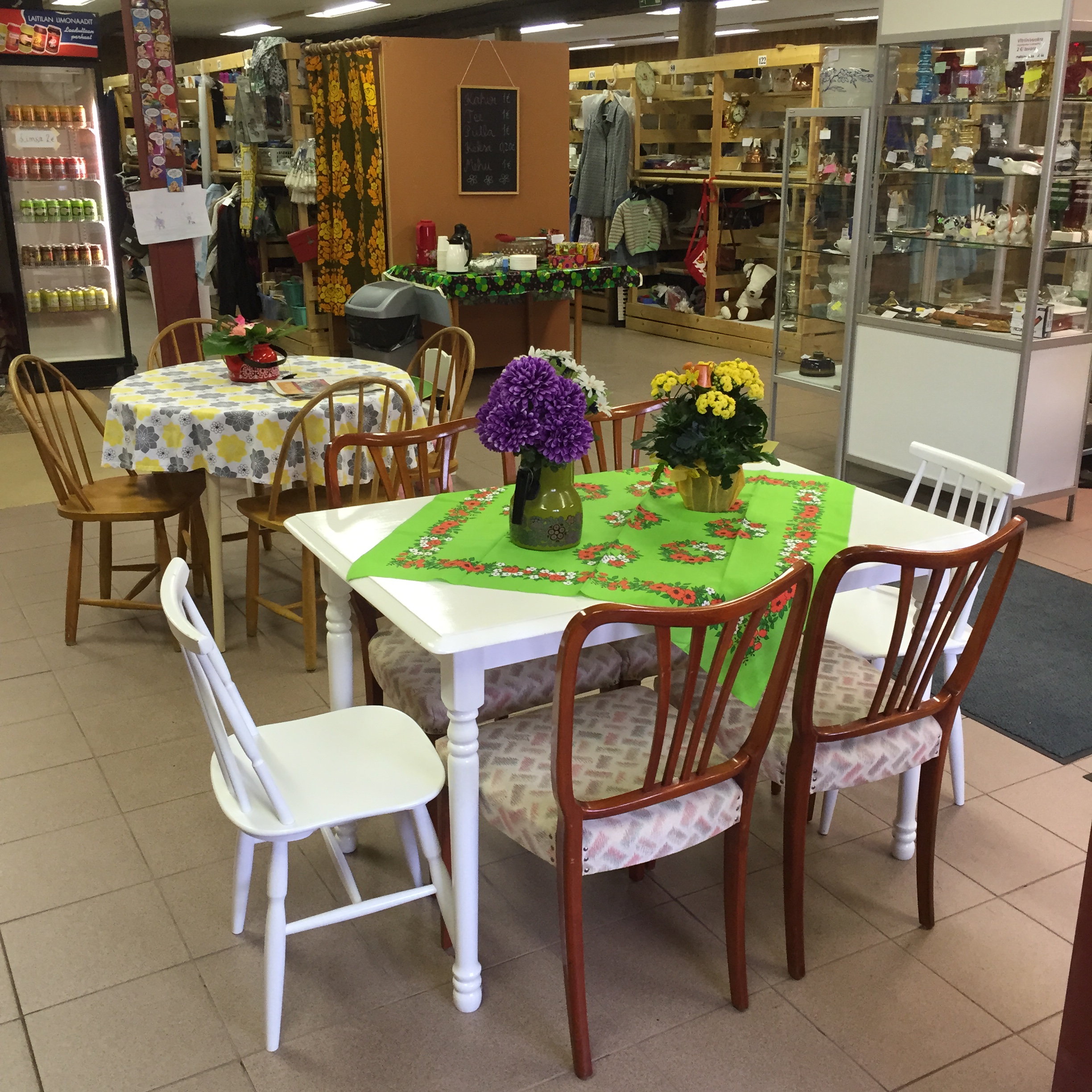 KUVIA | Kirppis Retriika * Hakunintie 10, Rauma* Puh. 044 780 00 87