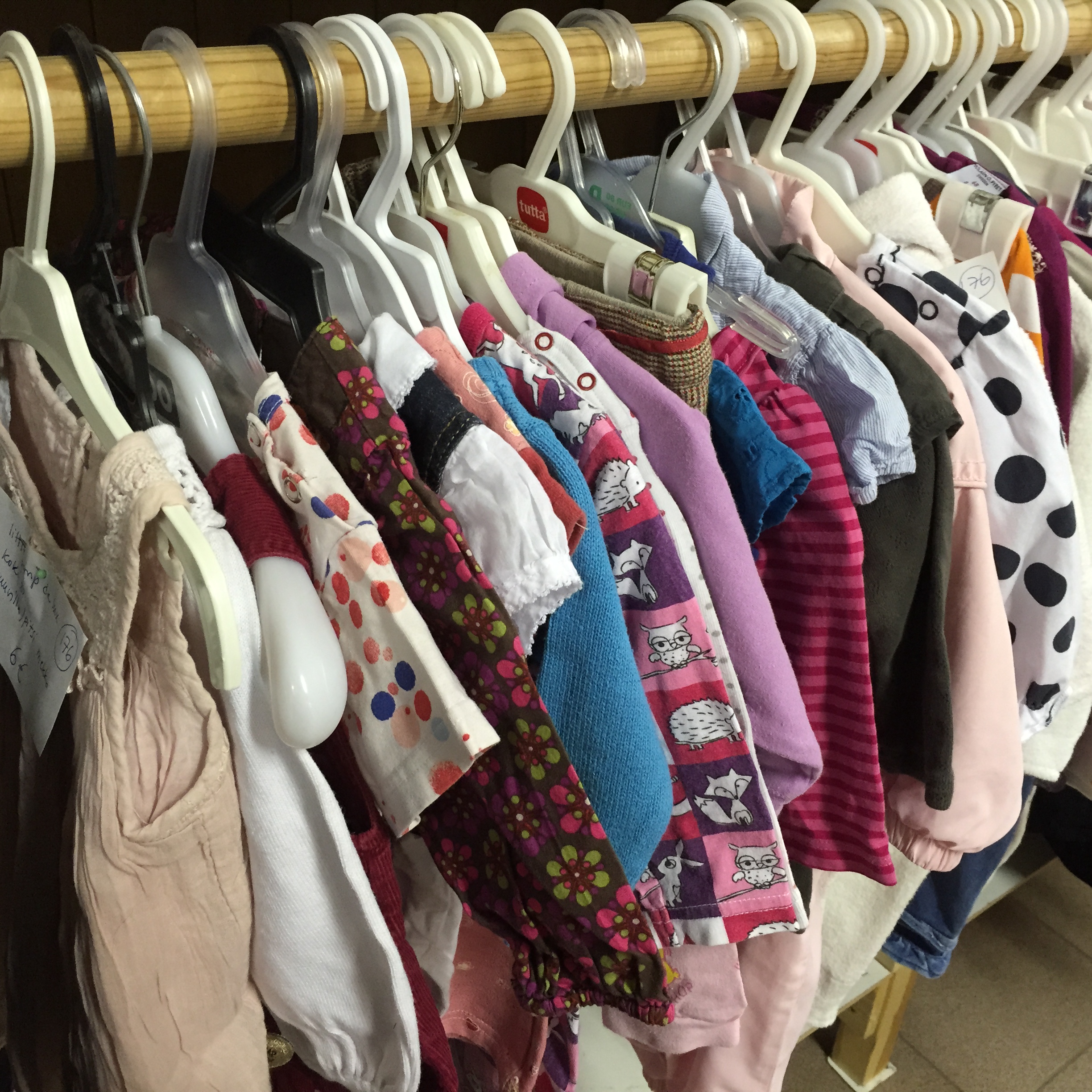 KUVIA | Kirppis Retriika * Hakunintie 10, Rauma* Puh. 044 780 00 87